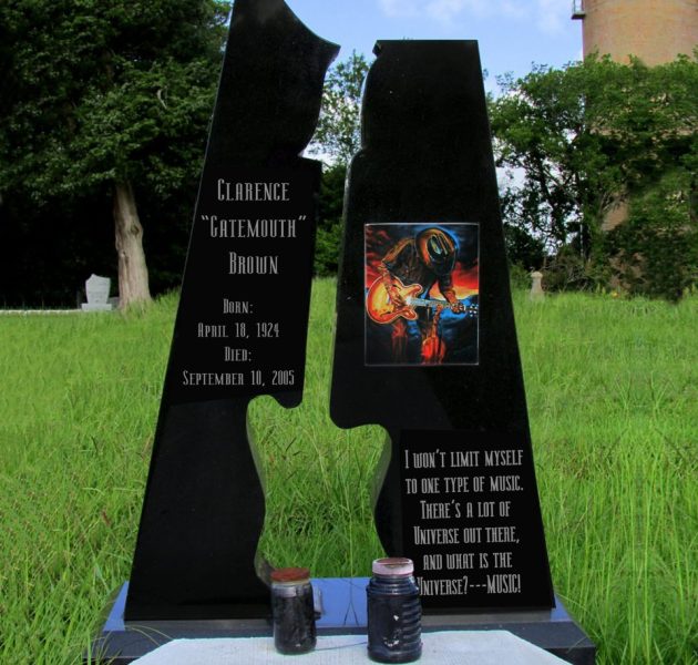 Custom Headstones, Monuments & Mausoleums | West Memorials