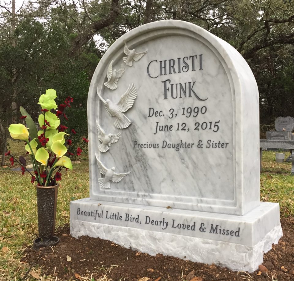 Custom Headstones, Monuments & Mausoleums | West Memorials