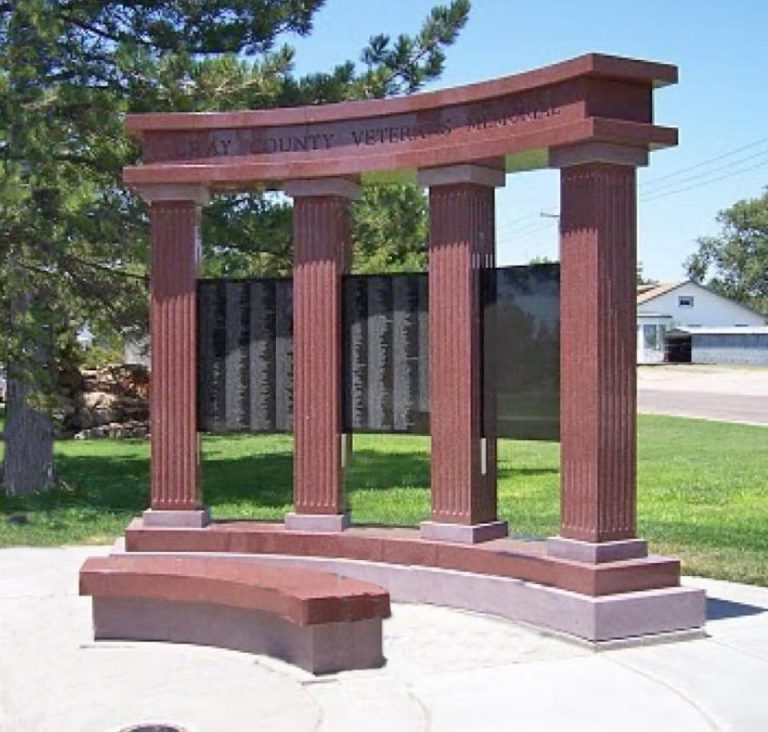 Custom Headstones, Monuments & Mausoleums | West Memorials