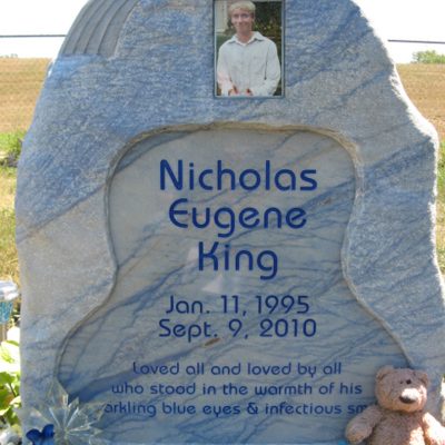 King Rainbow Boulder Headstone | West Memorials